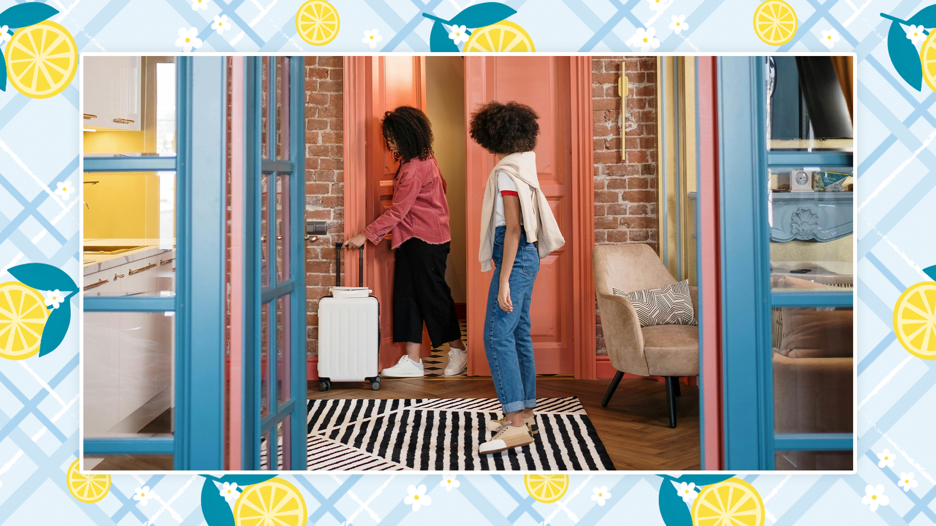 Keep your home smelling fresh while you’re on vacation | Scentsy Blog