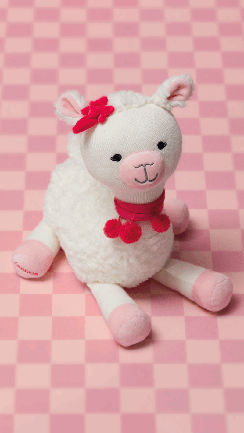 Our fun, feminine picks for Valentine’s Day 2026 | Scentsy Blog